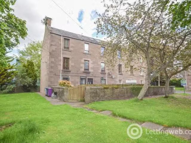 Property to rent in Albert Place, Brechin, Angus, DD9 7DJ