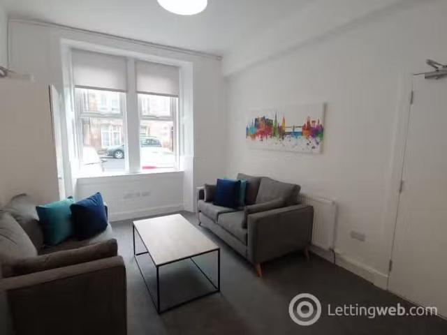 Property to rent in Albert Street, Edinburgh, EH7