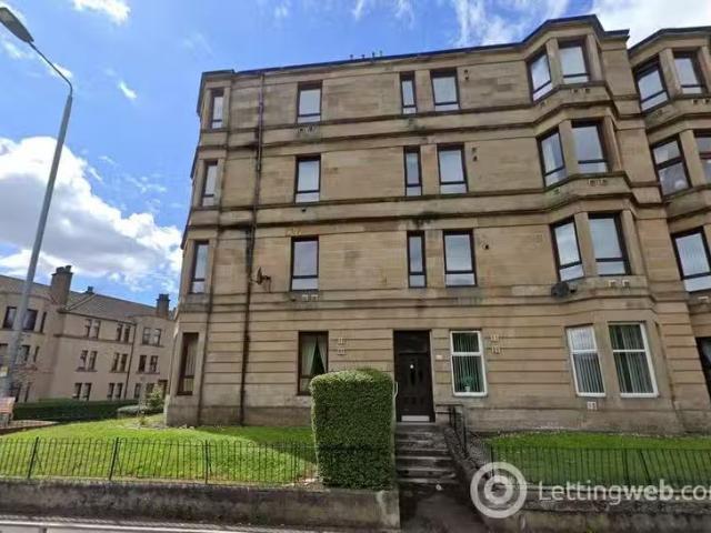 Property to rent in Alexandra Park Street, Dennistoun, Glasgow.
