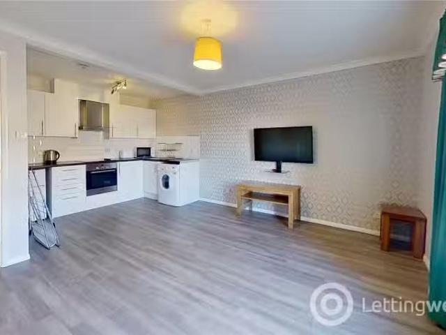 Property to rent in Annandale Street, Edinburgh, EH7