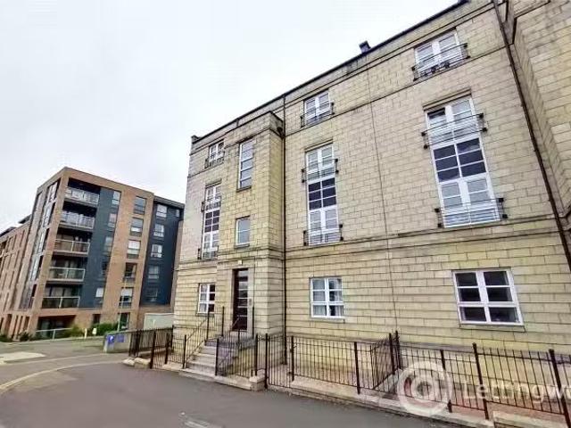 Property to rent in Annandale Street, Edinburgh, EH7