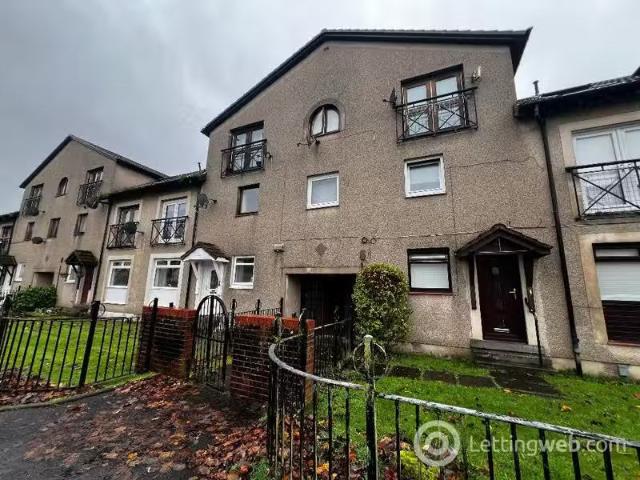 Property to rent in Ardmaleish Crescent, Castlemilk, Glasgow.