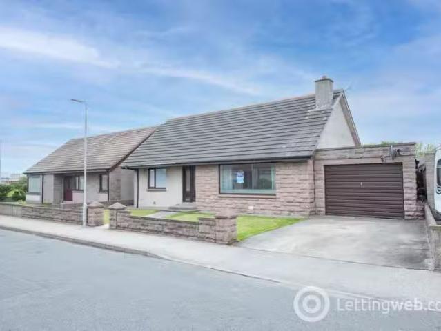 Property to rent in Arran Avenue, Peterhead, AB42