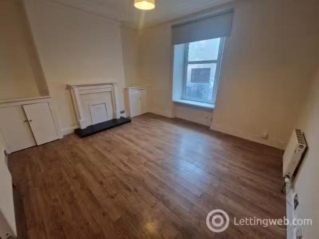 Property to rent in Ashvale Place, City Centre, Aberdeen, AB10.