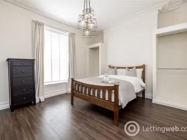 Property to rent in Ashvale Place, Aberdeen, AB10