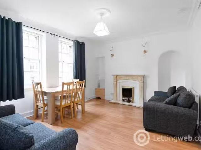 Property to rent in Buccleuch Street, Edinburgh, EH8