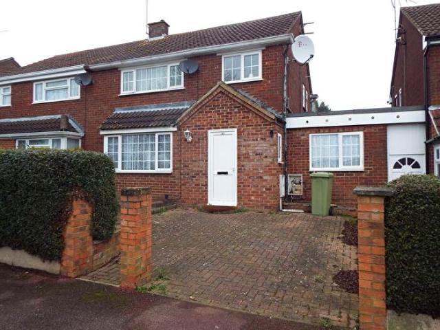Property To Rent In Buckingham Road, Bletchley, Milton Keynes, Buckinghamshire MK3