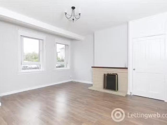 Property to rent in Burdiehouse Square, Old Burdiehouse, Edinb.