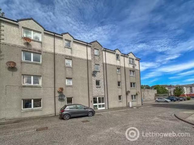 Property to rent in Back Hilton Road, Hilton, Aberdeen, AB25 3SS