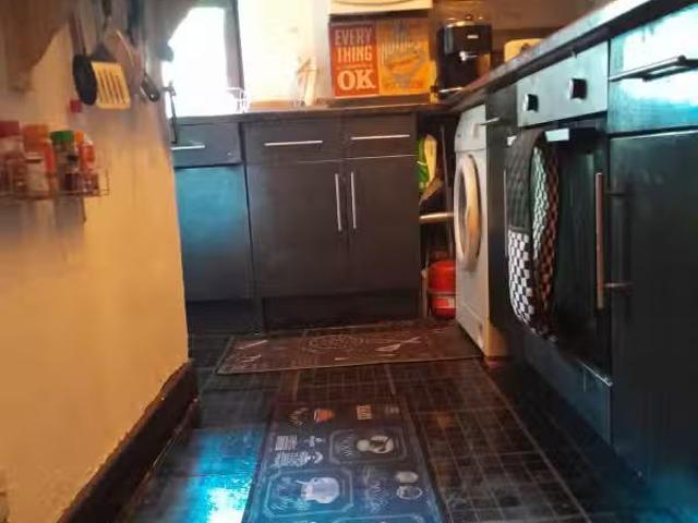 Property to rent in baldoven terrace