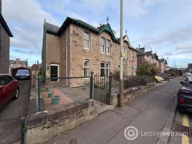 Property to rent in Balhousie Street, Perth