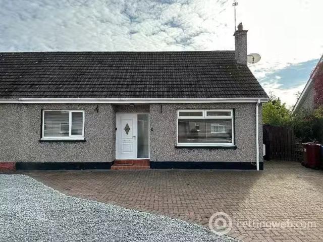 Property to rent in Ballinard Road, Broughty Ferry, Dundee, DD.