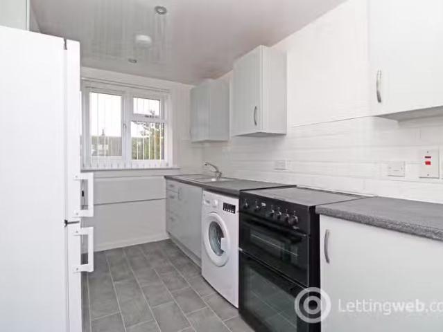 Property to rent in Balunie Avenue, Dundee