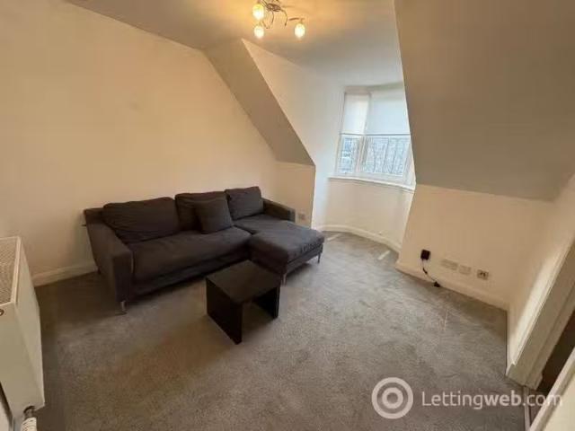 Property to rent in Bank Street, Ferryhill, Aberdeen, AB11 7ST