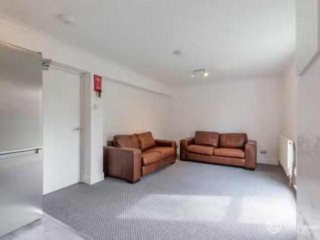 Property to rent in Barntongate Terrace, Edinburgh, EH4