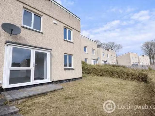 Property to rent in Beech Road, Bathgate