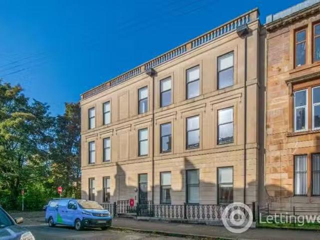 Property to rent in Belmont Street, Kelvinbridge, Glasgow, G12.