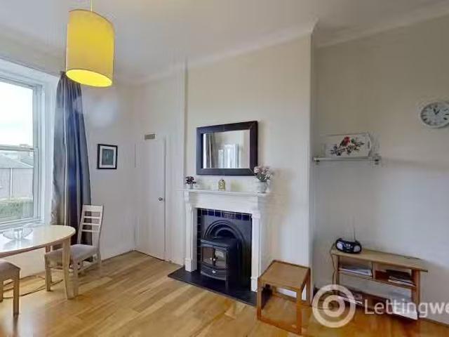Property to rent in Bellevue Road, Edinburgh, EH7