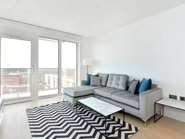 Property to rent in Belvedere Row, White City Living, London W12