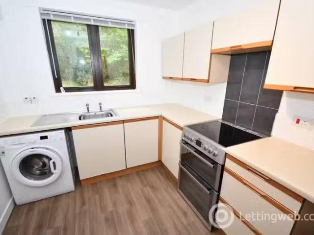 Property to rent in Birchview Court, Inshes, Inverness, Highla.