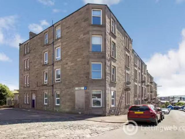 Property to rent in Black Street, Dundee