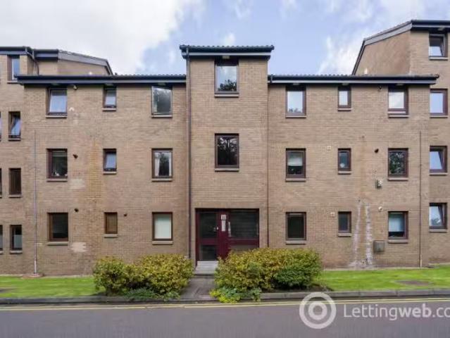 Property to rent in Boat Green