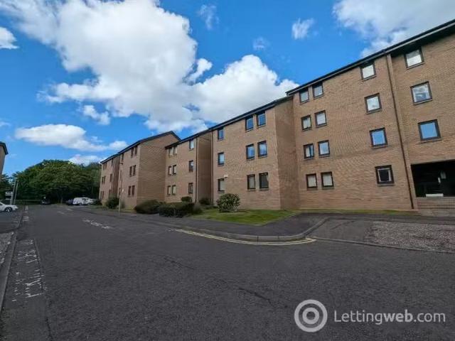 Property to rent in Boat Green, Canonmills, Edinburgh, EH3 5LL