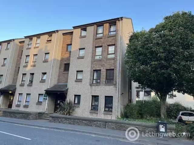 Property to rent in Bonnington Road