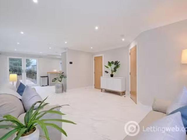 Property to rent in Bridge Street, Woodside, AB24