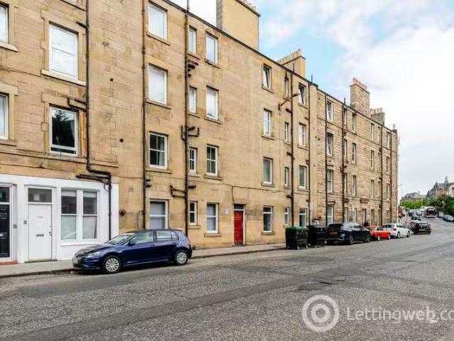 Property to rent in Broughton Road, City Centre, Edinburgh
