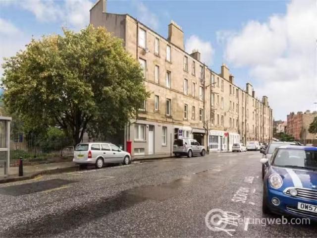 Property to rent in Broughton Road, Edinburgh