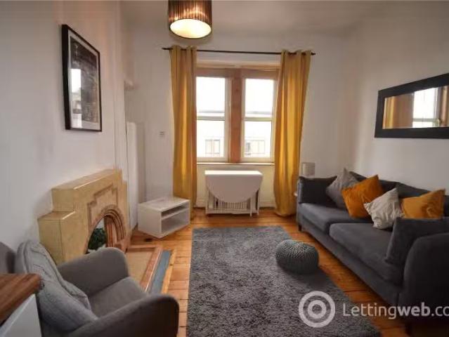 Property to rent in Broughton Road, Edinburgh, EH7
