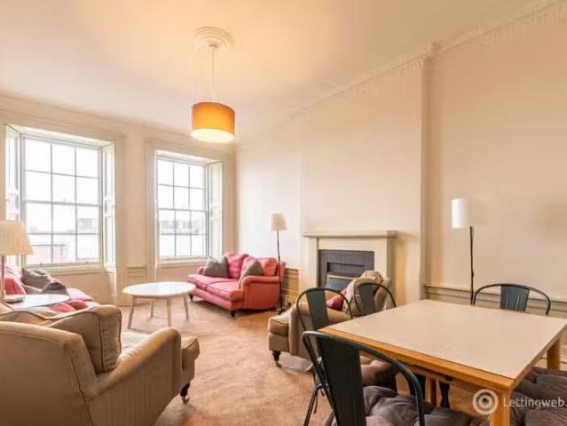 Property to rent in Broughton Street, Edinburgh, EH1