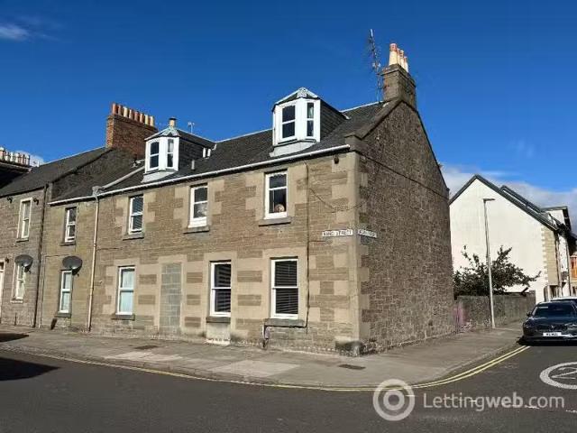 Property to rent in Brown Street, Broughty Ferry, Dundee, DD5.