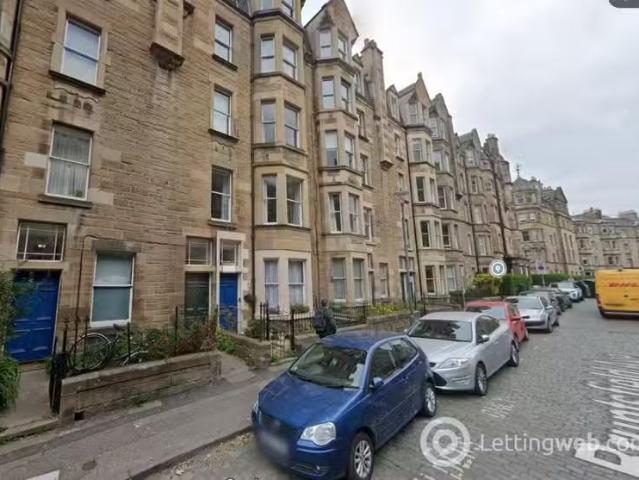 Property to rent in Bruntsfield Avenue, Bruntsfield, Edinburgh.