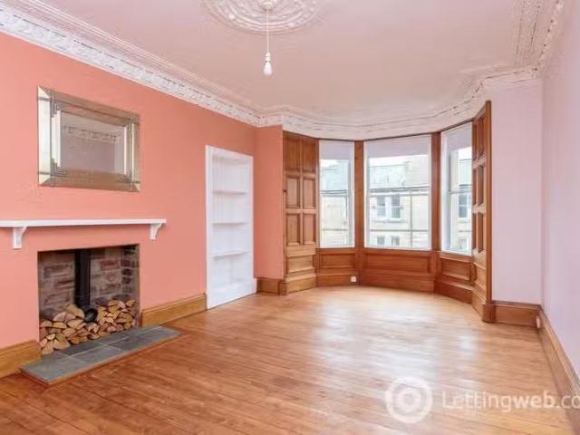 Property to rent in Bruntsfield Avenue, Edinburgh, EH10
