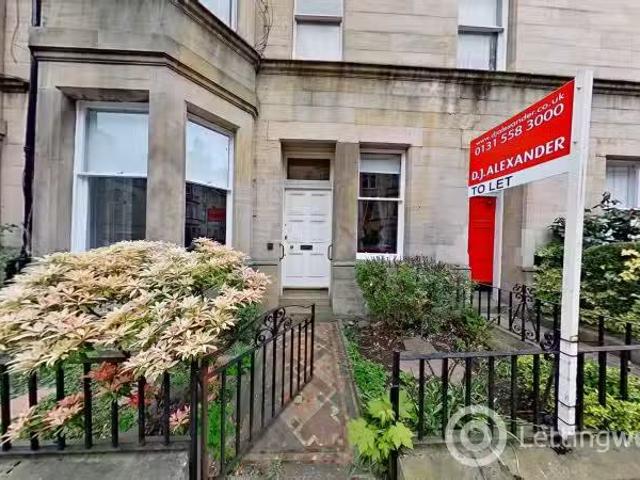 Property to rent in Bruntsfield Gardens, Edinburgh, EH10