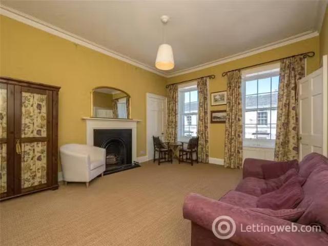 Property to rent in Cumberland Street, Edinburgh, EH3