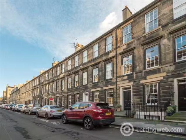 Property to rent in Cumberland Street, Edinburgh, EH3
