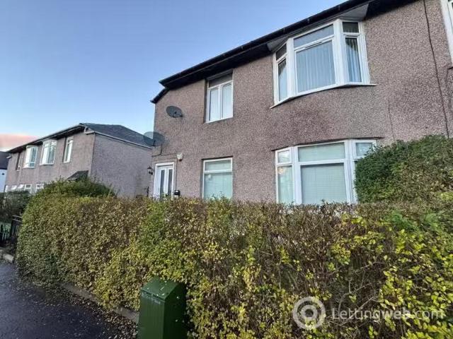 Property to rent in Curtis Avenue, Kings Park