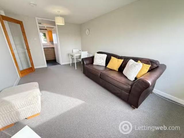Property to rent in Calder Gardens, Sighthill, Edinburgh, EH11.