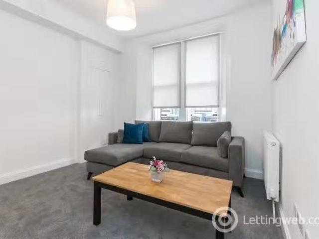 Property to rent in Caledonian Place, Edinburgh, EH11
