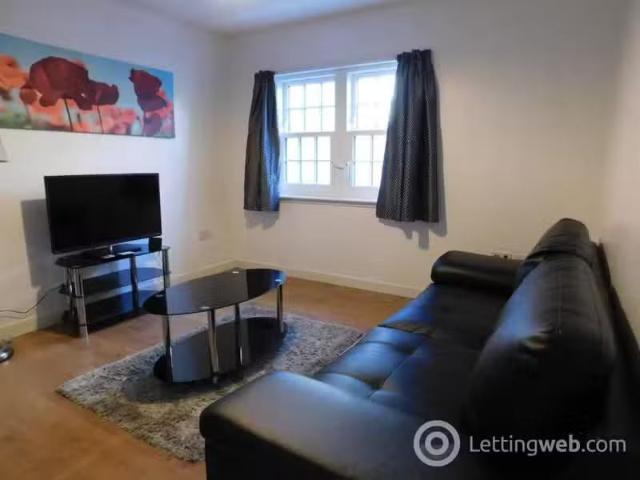 Property to rent in Castle Street, City Centre, Aberdeen, AB11.