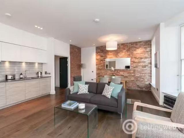 Property to rent in Castle Street, Edinburgh, EH2