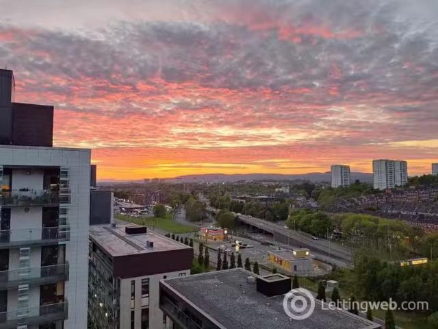 Property to rent in Castlebank Place, Glasgow Harbour, Glasgow.