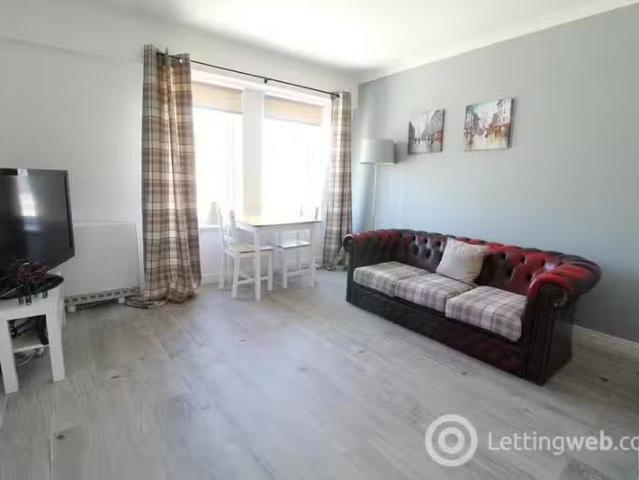 Property to rent in Carmelite Street, Top Floor, AB11