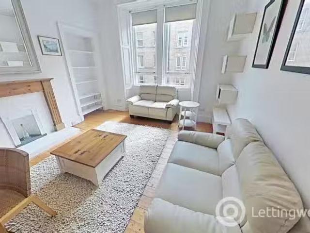 Property to rent in Cathcart Place, Edinburgh, EH11