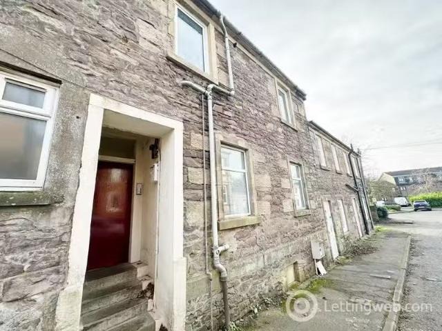 Property to rent in Chapel Road, Strathaven, ML10 6NA