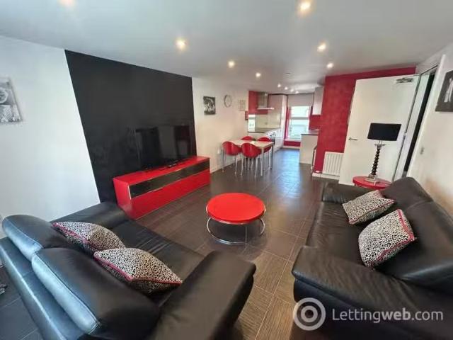 Property to rent in Chapel Street, City Centre, Aberdeen, AB10.