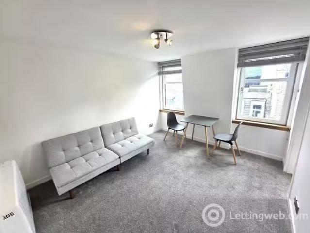 Property to rent in Chapel Street, City Centre, Aberdeen, AB10.